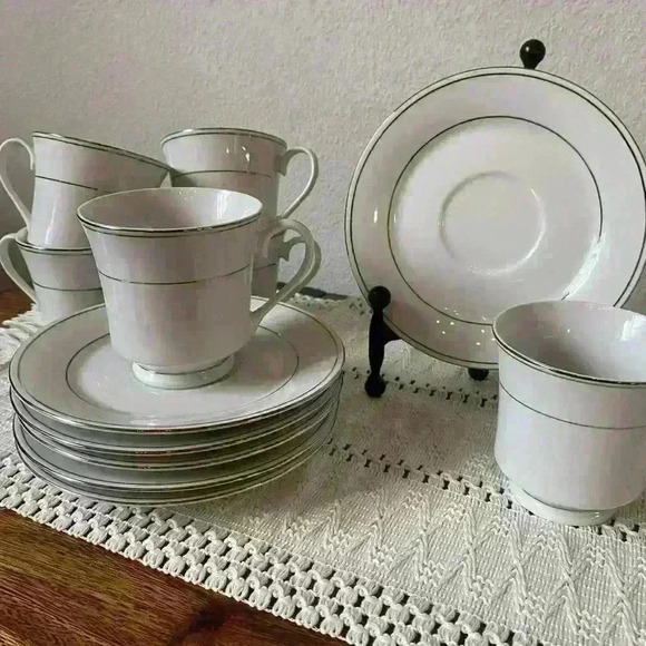 Simplicity | Dining | Vintage Simplicity Fine China Cups Saucers ...